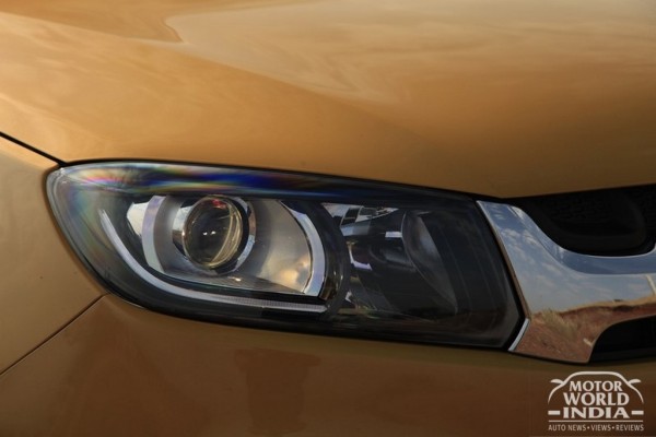 Maruti Vitara Brezza Headlight - Motor World India